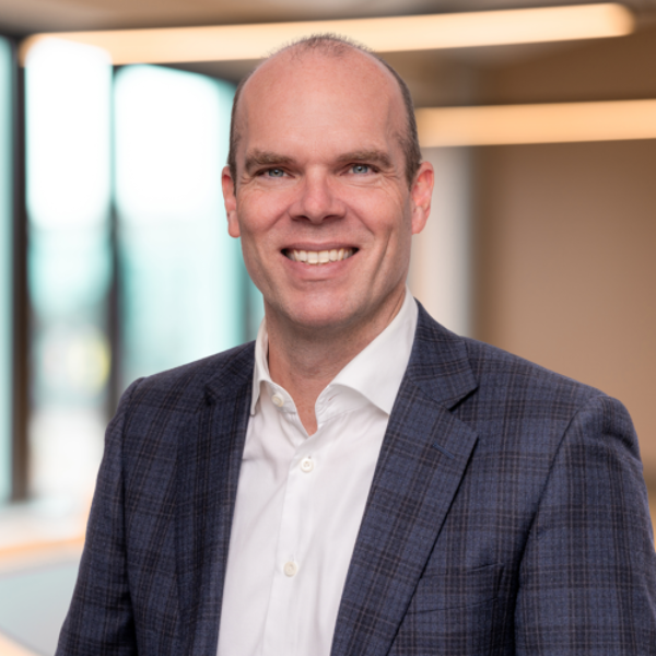 Dennis Paschke - Berenberg