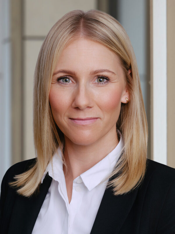 Carolin Lukas - Berenberg